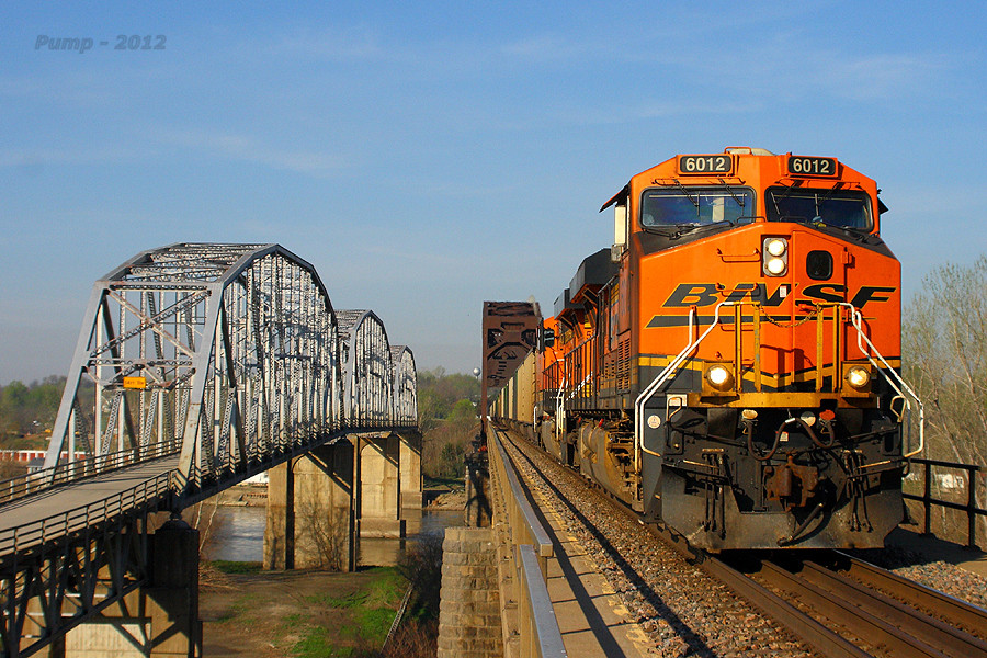 Eastbound BNSF Loaded Coal Train